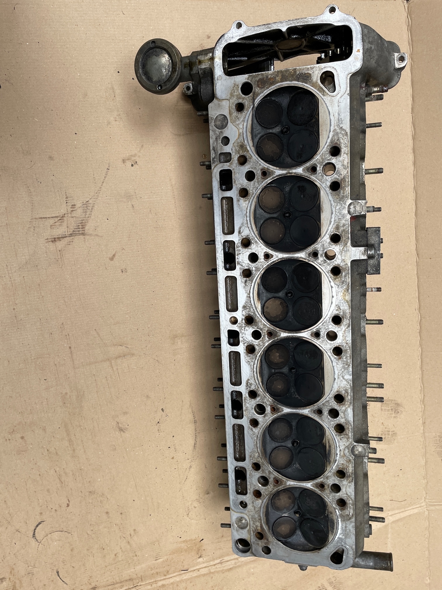 www.speedworxs.de - BMW M5 E28 Cylinderhead M6 E24 M88 Motor engine head