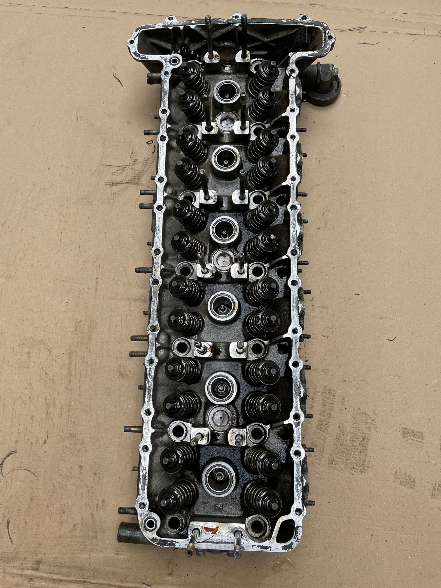 www.speedworxs.de - BMW M5 E28 Cylinderhead M6 E24 M88 Motor engine head